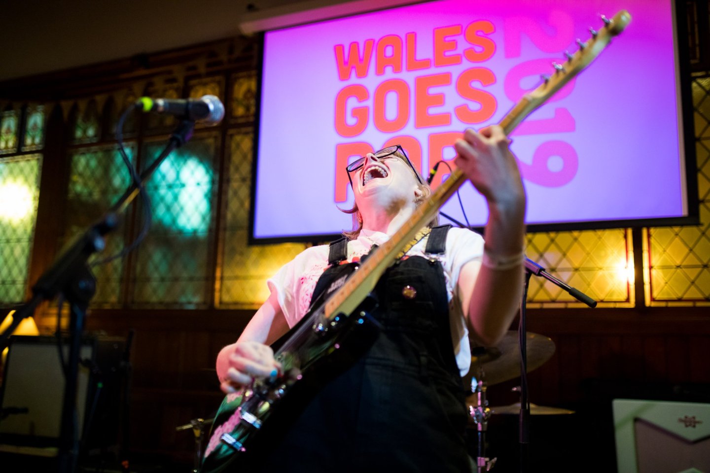 WALES GOES POP!